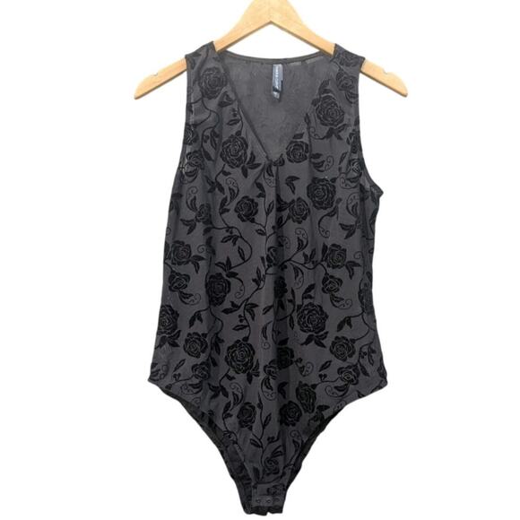 torrid | Tops | Torrid X Bodysuit Black With Velvet Rose Dark Romantic ...